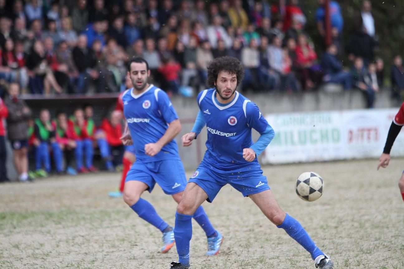 Muere el exjugador del Ourense Xurxo Bouzo, gran conocido en el fútbol gallego