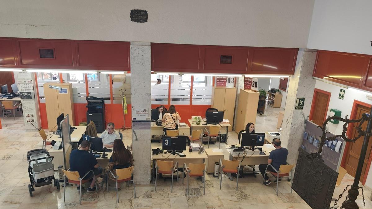 La nueva oferta de empleo público en Lucena prevé diez plazas y crear ...