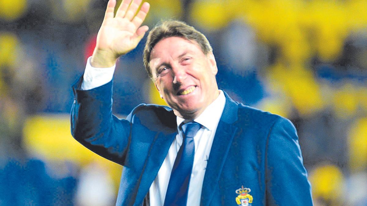 Benito Morales y el padecimiento de la UD Las Palmas en Atocha: "El barro te llegaba a los ...