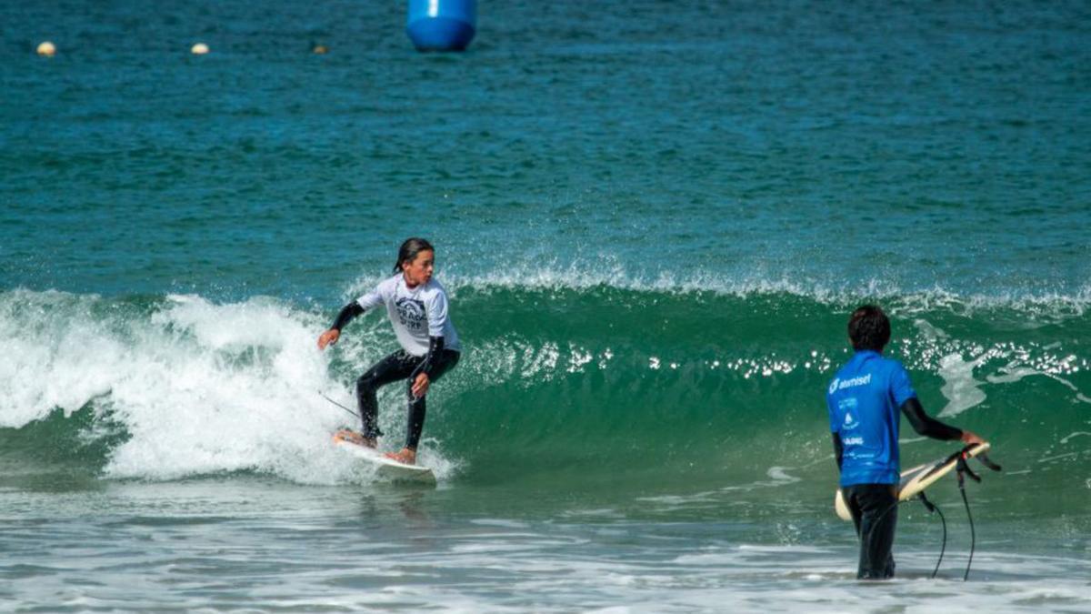 A canteira do surf galego loce en Patos - Faro de Vigo