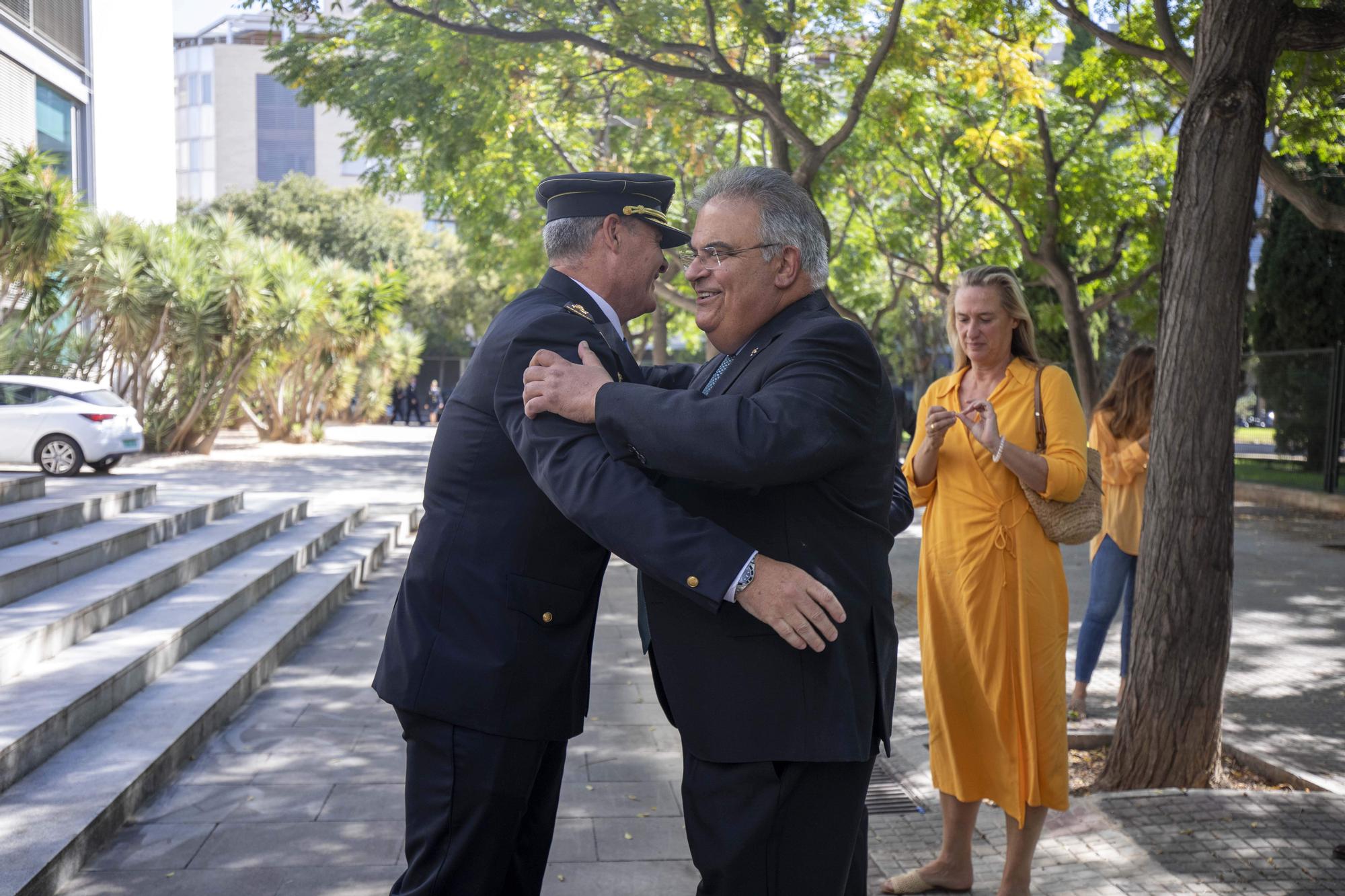 El comisario José Luis Santafé toma posesión del cargo de jefe superior ...
