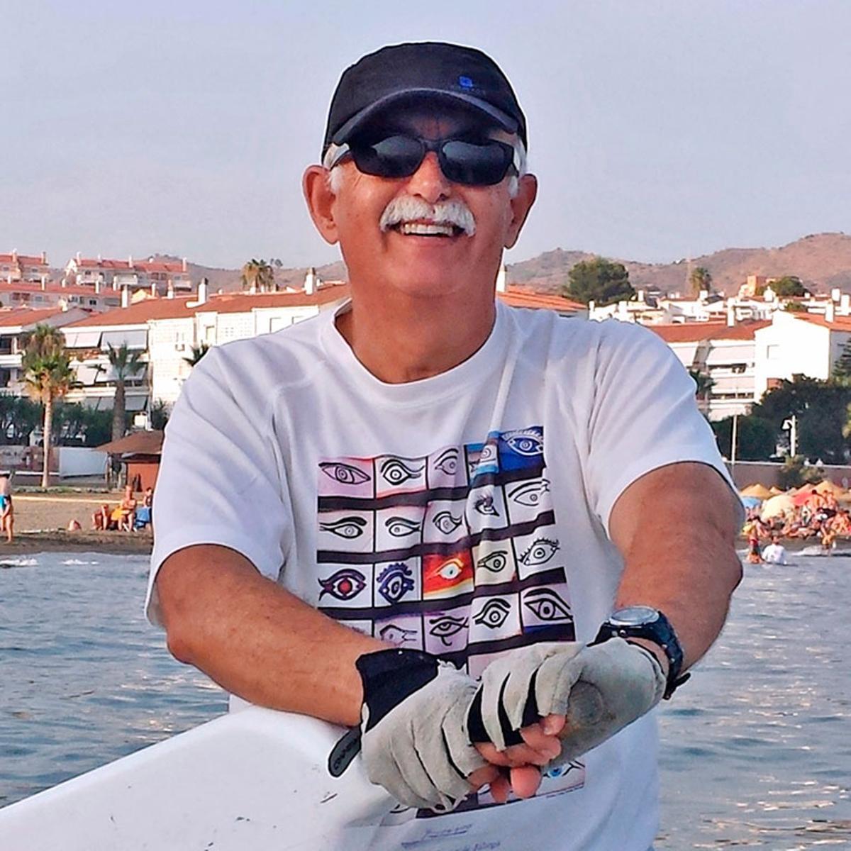 LIBROS MÁLAGA | Un libro para divulgar con brío la barca de jábega