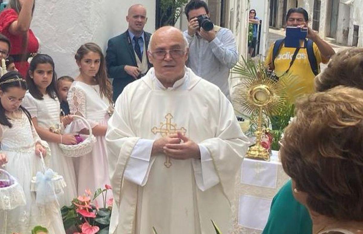 MUERE CURA PEÑÍSCOLA | Fallece el párroco de Peñíscola, Mossen Ricardo