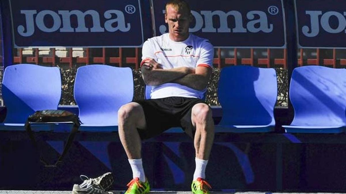 Mathieu viaja con el Valencia a Perú | barca | sport.es