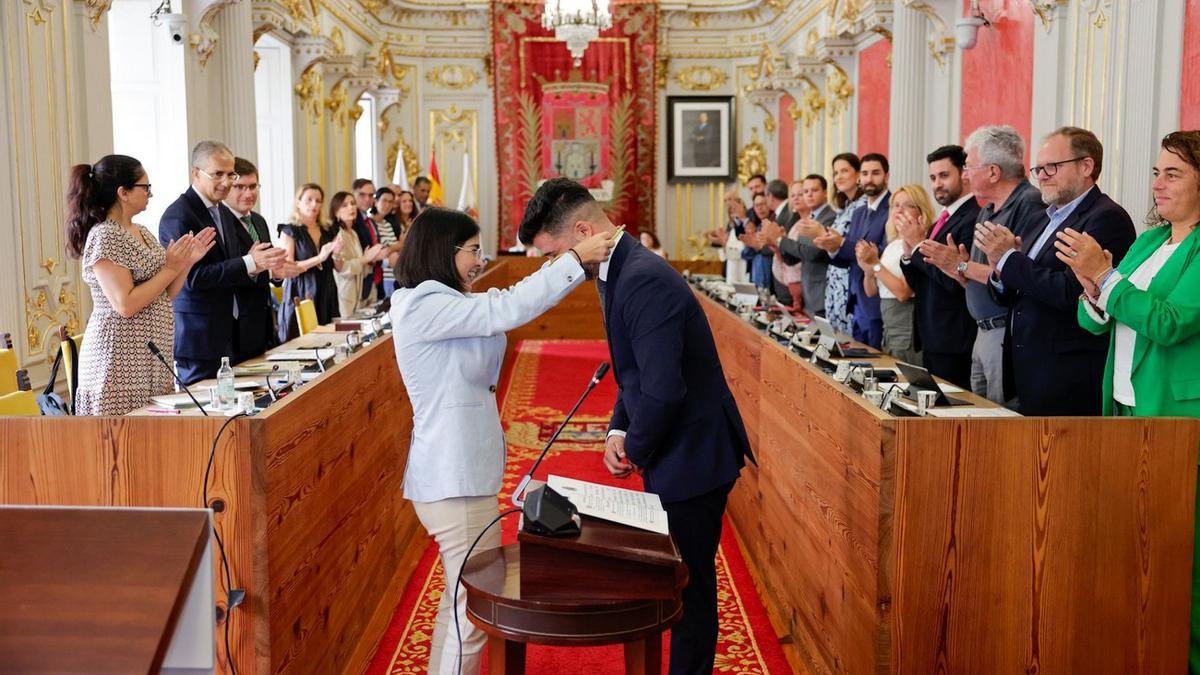 NUEVOS CONCEJALES AYUNTAMIENTO LPGC: David Suárez e Ignacio García toman posesión como ...