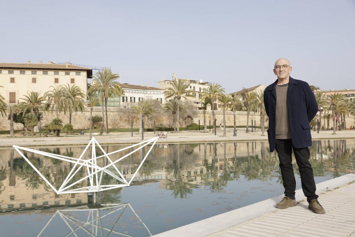 Arte en Palma: El barco de la paz de Joan Soler ‘navega’ en el Parc de ...