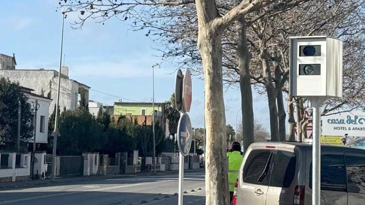 RADARS EMPORDÀ | Els nous radars de Roses començaran a sancionar els ...