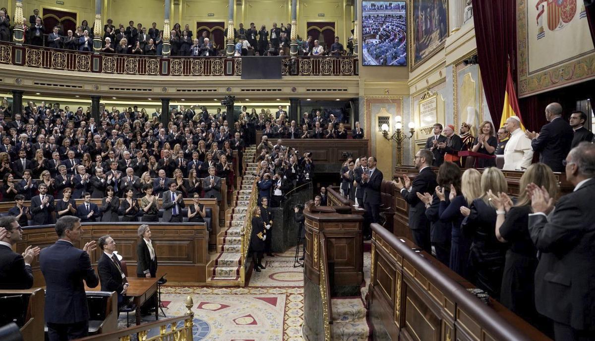 El Govern presumeix d’un Prevost "alineat"
