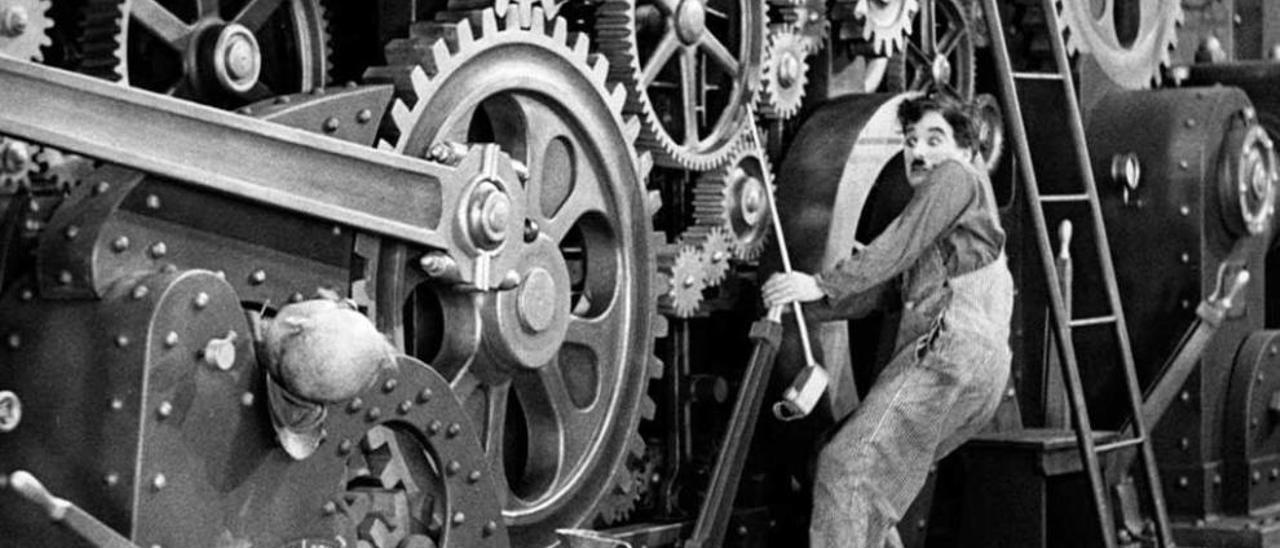 Tiempos modernos, una historia de vértigo - La Nueva España