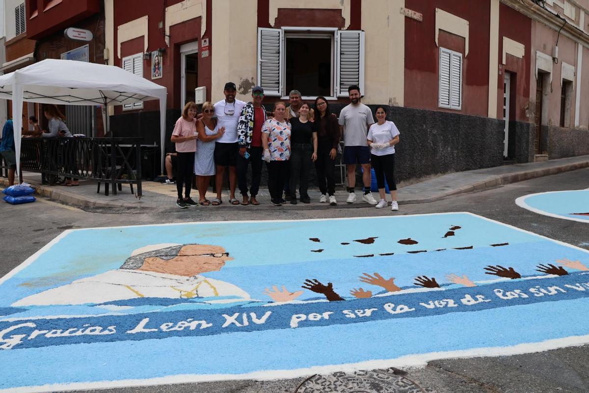 Carolina Darias participa en la elaboración de alfombras de sal en la ...