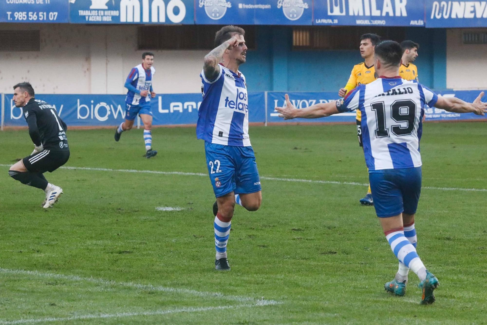 EN IMÁGENES: Así ha sido la victoria del Avilés ante el Compostela (2-1)
