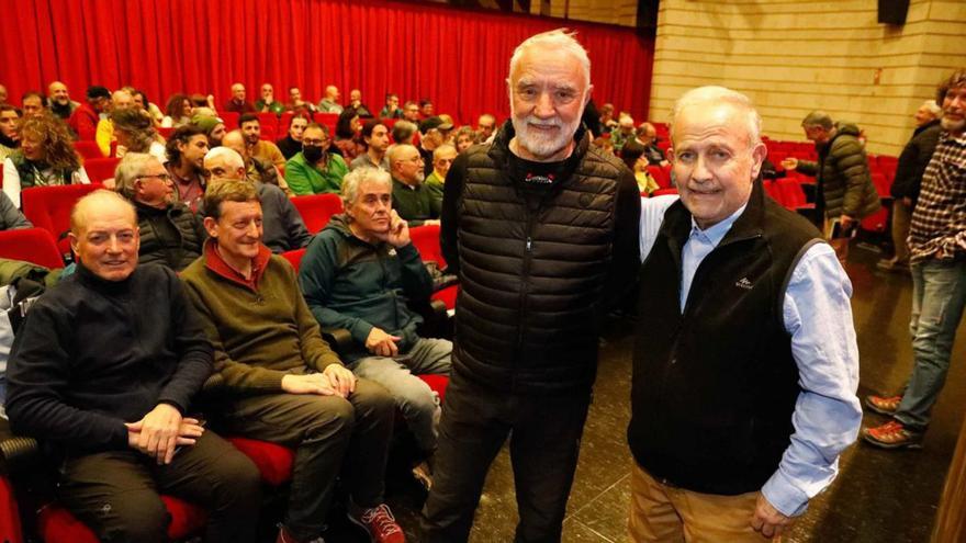 Isidoro Rodríguez hace cumbre en la Casa de Cultura