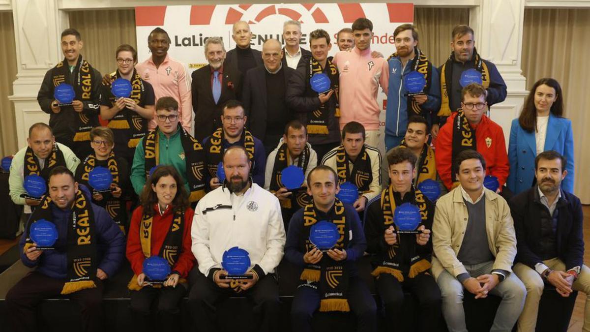 La RFGF distingue a Carlos Mouriño y al Celta con la medalla de oro ...