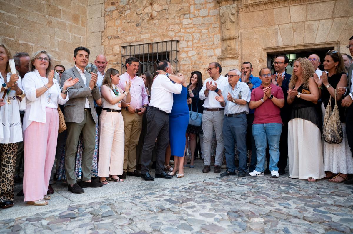 Fotogalería | Elena Manzano, a la secretaría general del PP de Cáceres ...