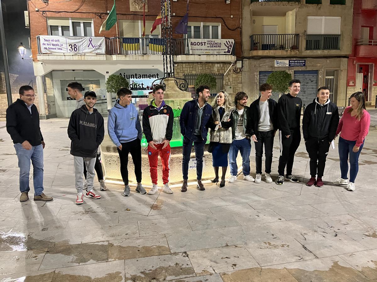 Los hermanos Cayetano y María García Pérez, Reyes Moros de Les Danses ...