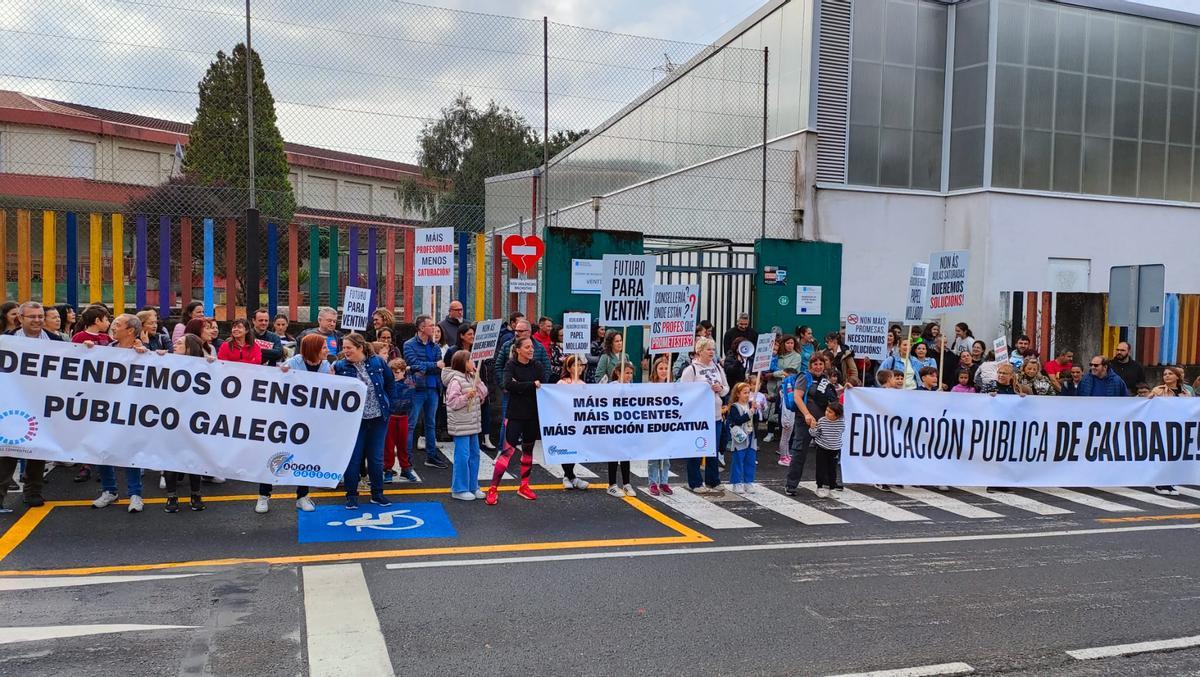 PROTESTA PROFESORADO VENTÍN | Varios colexios da área de Compostela ...