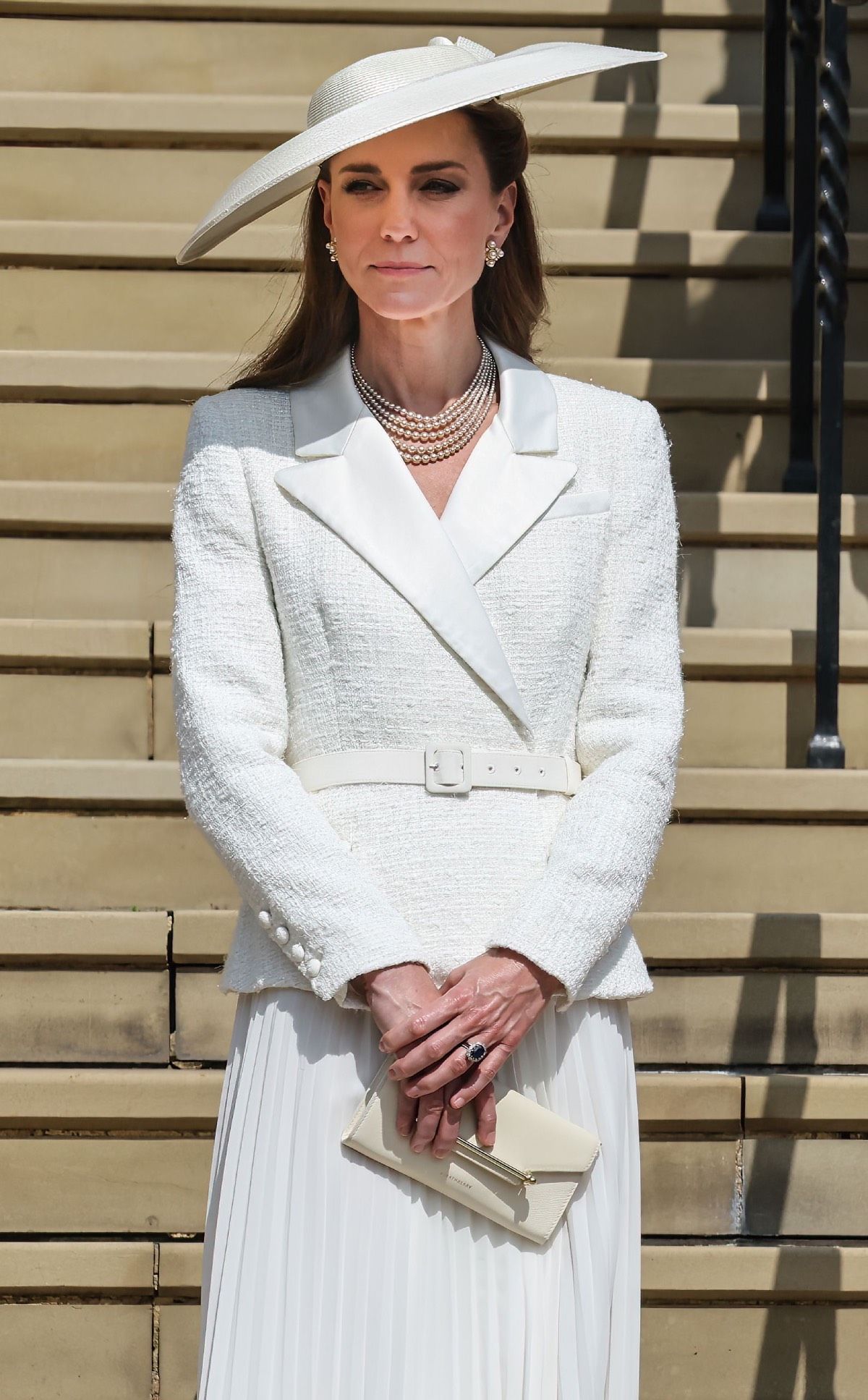 KATE MIDDLETON COLLAR PERLAS | El vestido de inspiración nupcial de ...