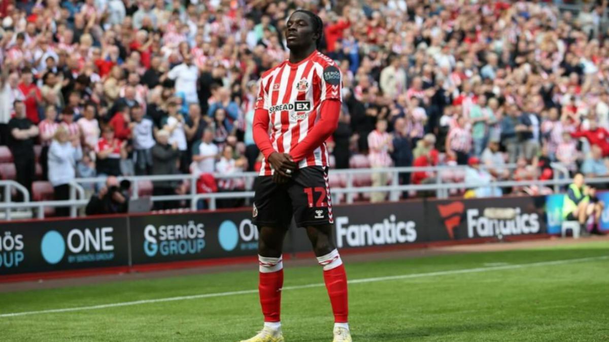 Eliezer Mayenda, el español que es una estrella en el Sunderland