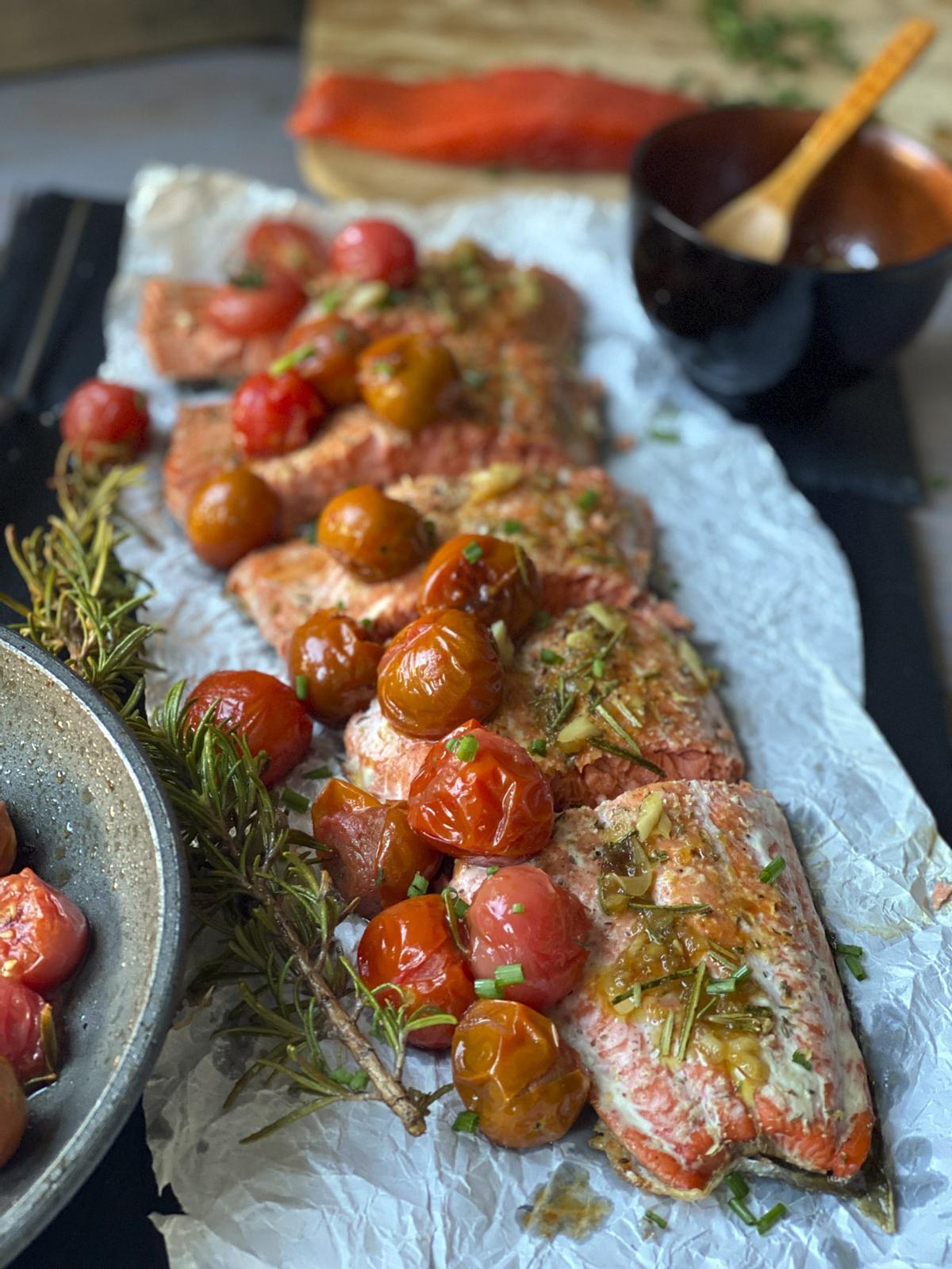 El salmón rojo de Alaska, un sabor que nace en aguas cristalinas