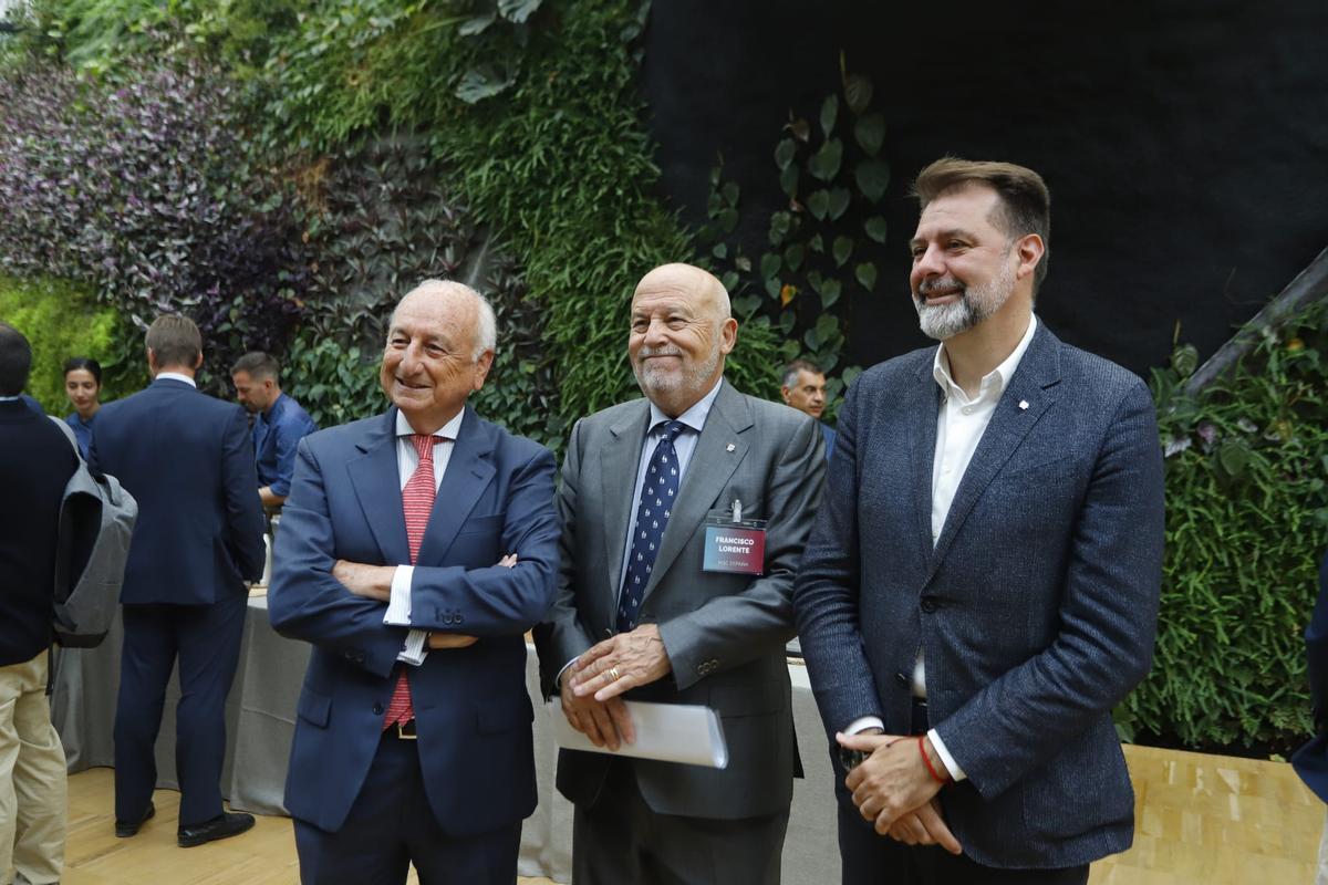 Grandes empresarios cargan contra los políticos que frenan la ...