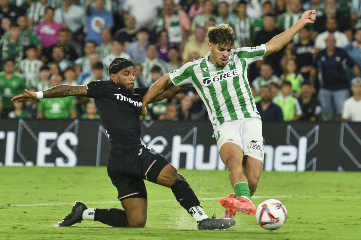 Resumen Goles Y Highlights Del Real Betis 2 0 Cd Leganés De La