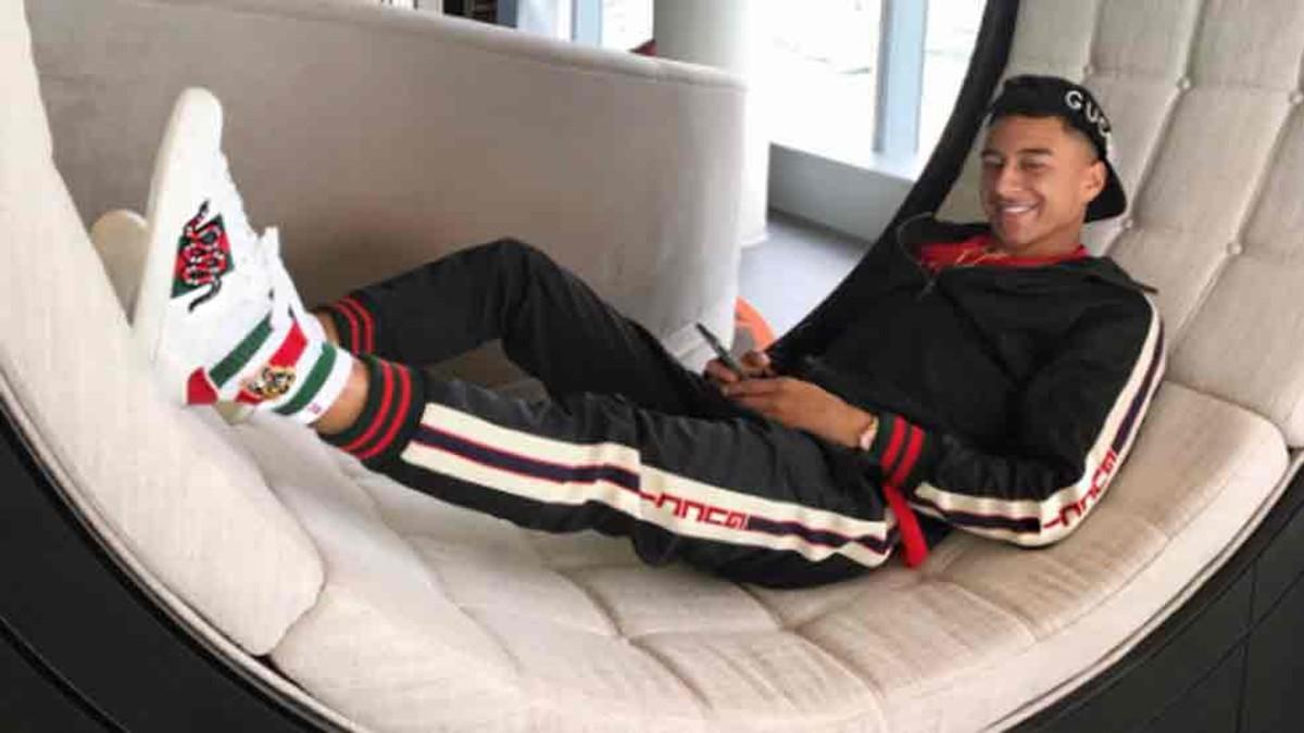 Lingard espera a Messi en Barcelona