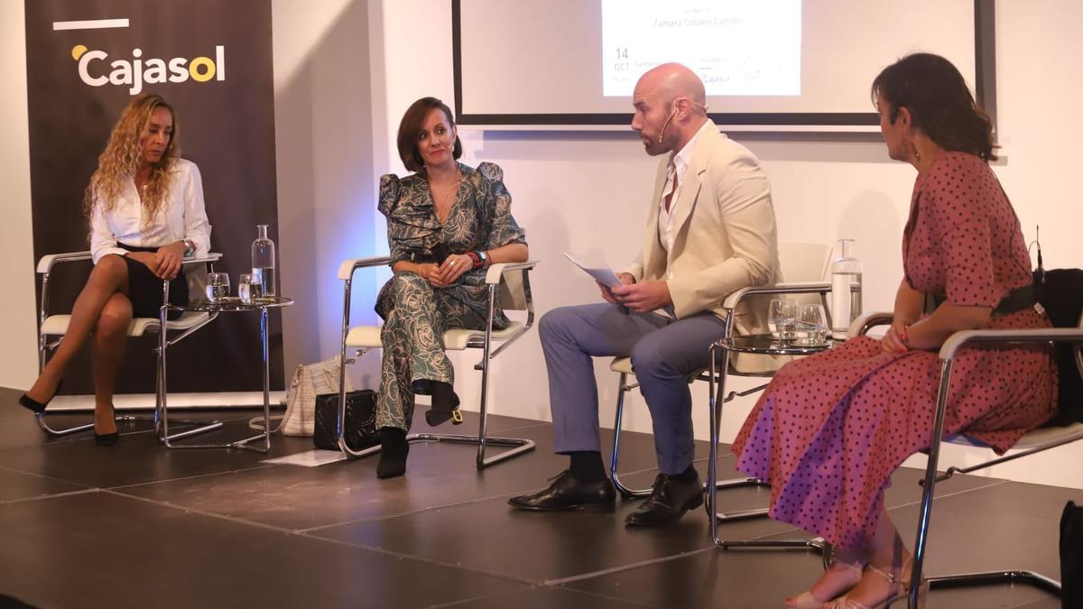 Tamara Cosano presenta 'Historia de una FIV... y alguna más' en la ...