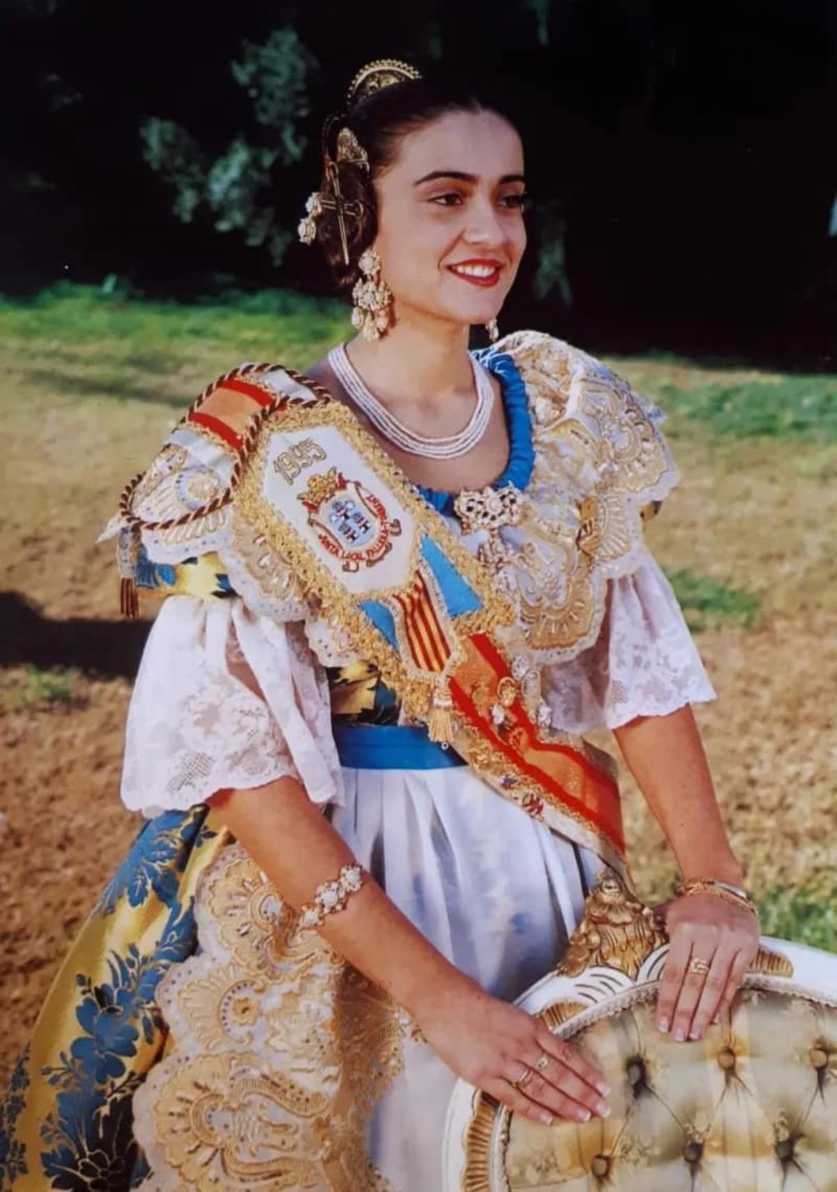 TORRENT: Luto en las fallas de Torrent por la muerte de Raquel Royo