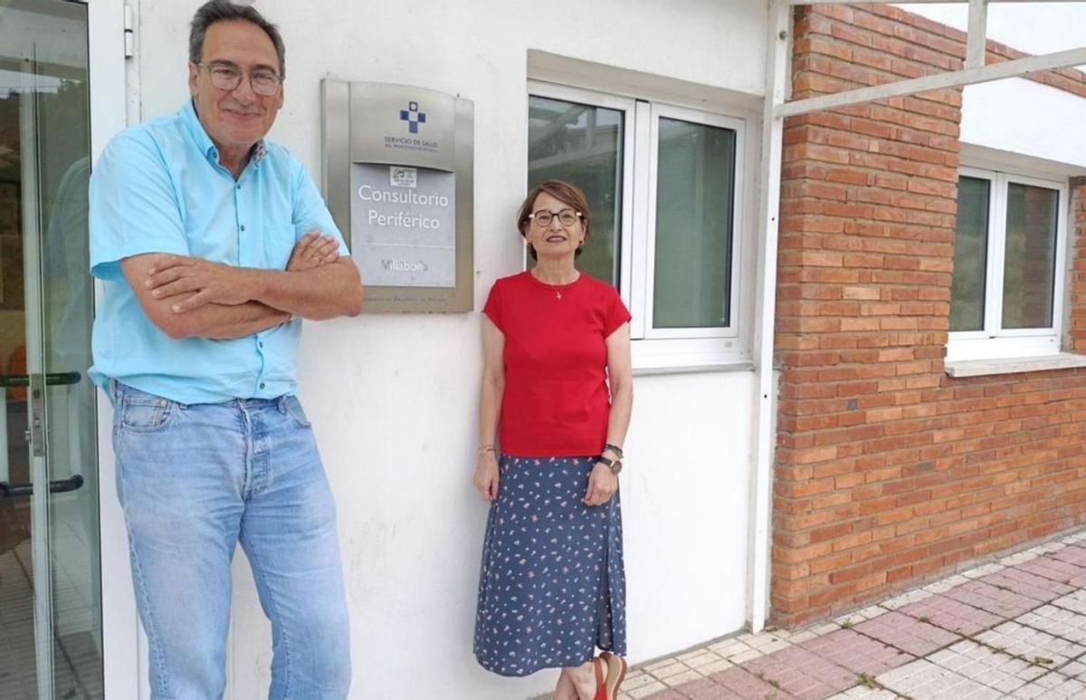 El médico y la enfermera del consultorio de Villabona (Llanera) se ...