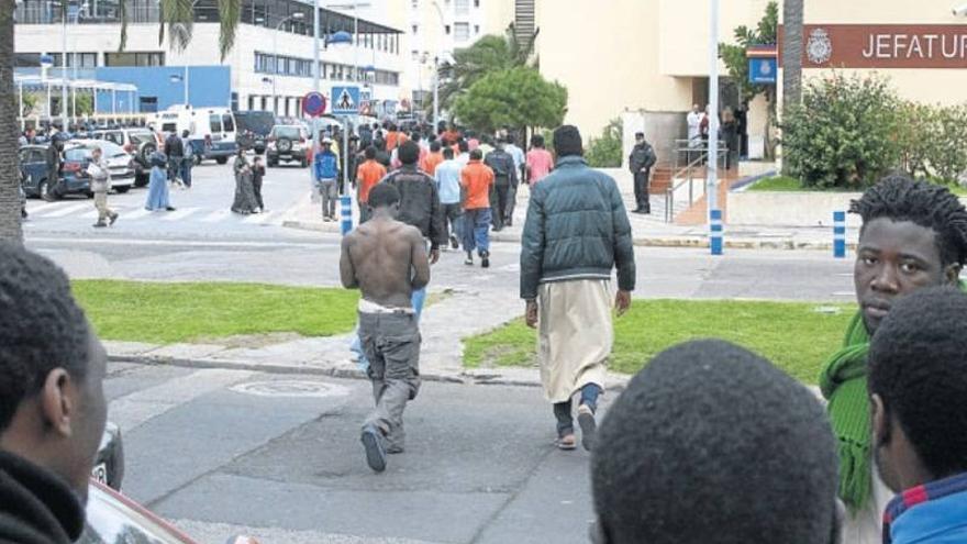 El juez recibe una hora de vídeo sobre la tragedia de Ceuta