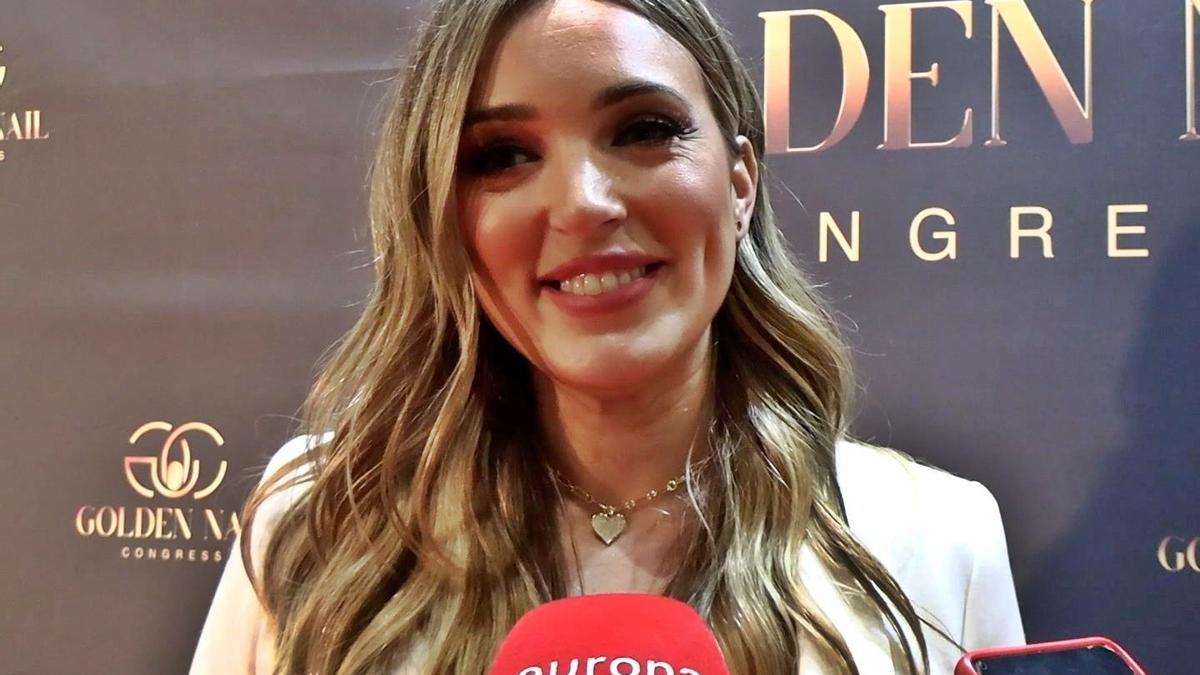 FIESTA | Marta Riesco sorprende al hablar con sus compañeros sobre la pedida y su boda con ...