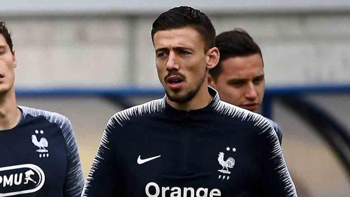 Lenglet, feliz por su debut con Francia
