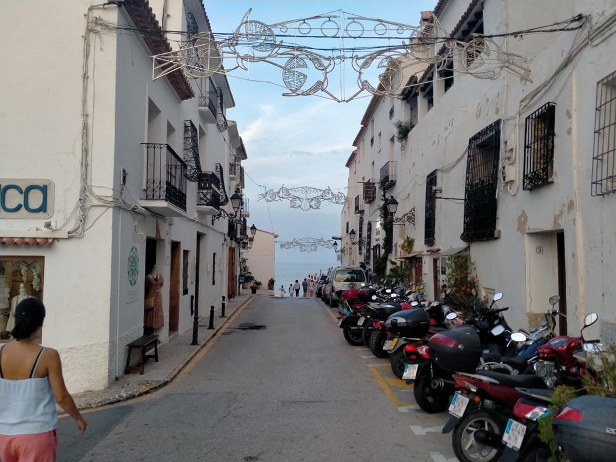 Obras Altea: Altea retoma las obras de la calle Sol que abandonó la ...
