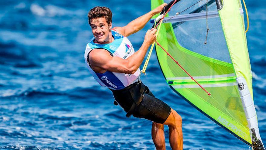 Buen inicio del grancanario Ángel Granda en Marsella