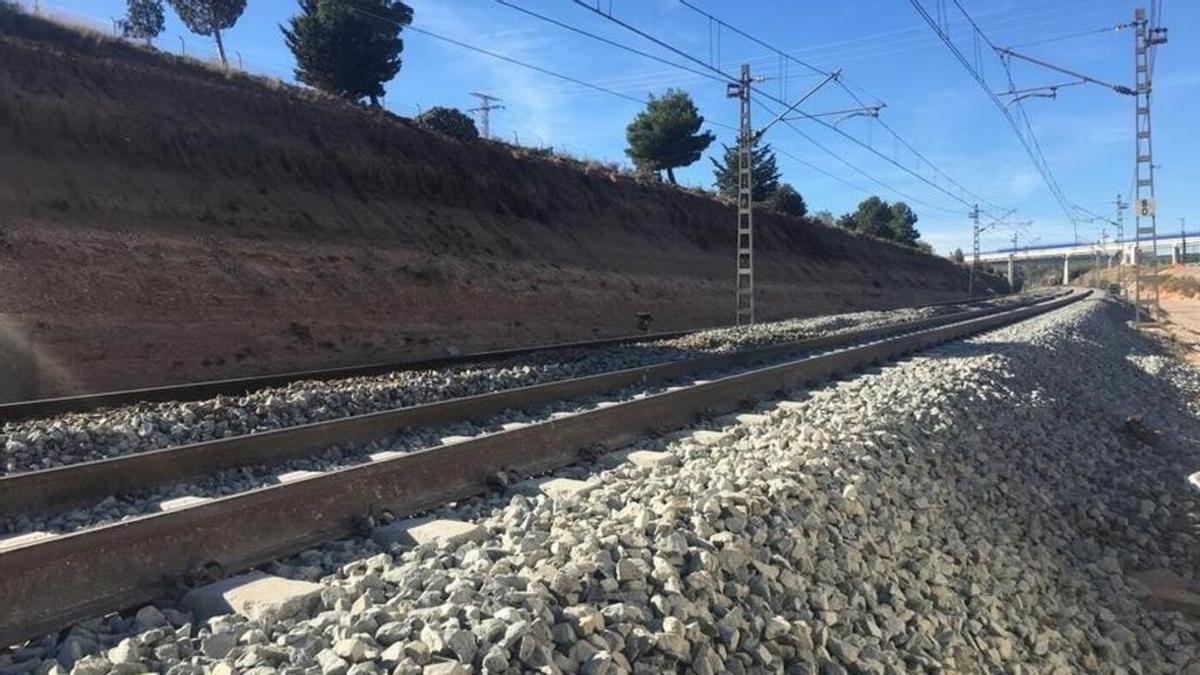 BALASTO FERROVIARIO: El sorprendente material con el que se crean las ...