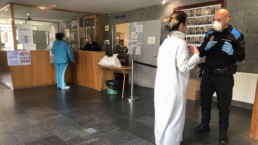 El permiso pagado no afecta en Cangas a Policía, Protección Civil y ...