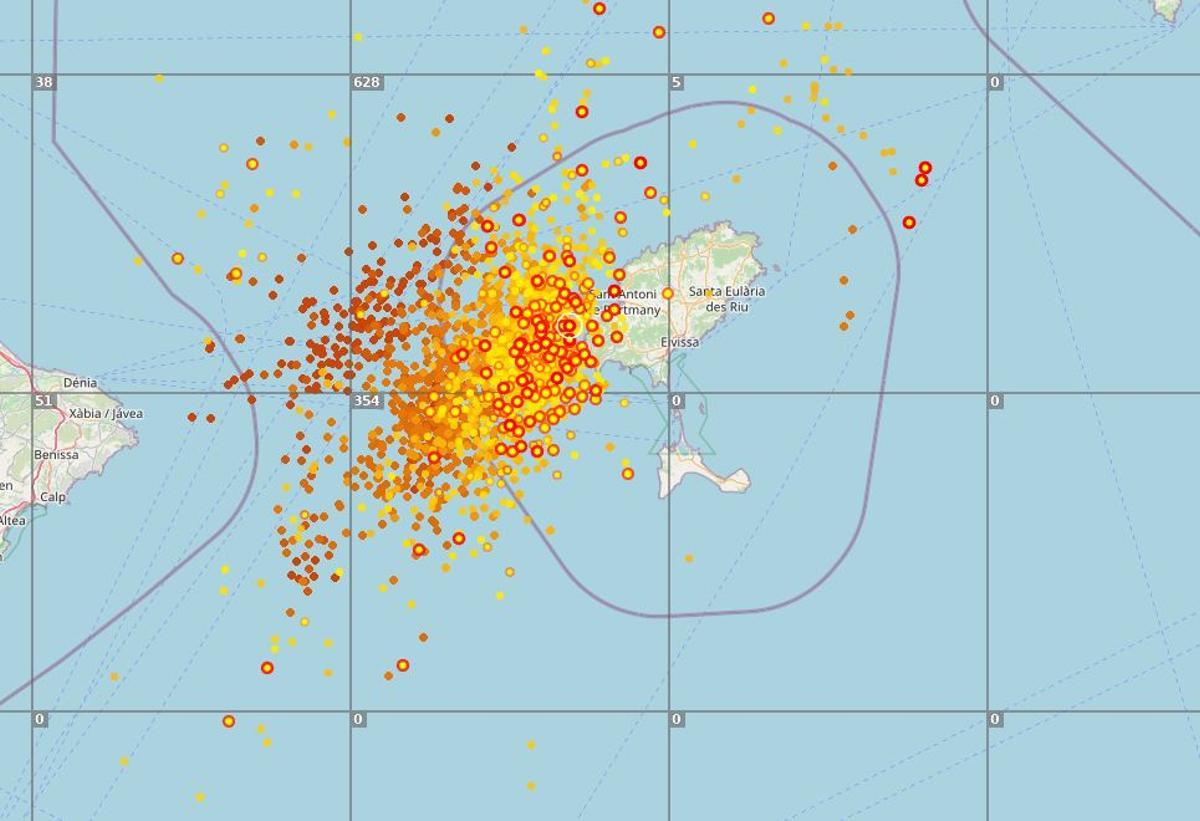 DANA IBIZA | Llega a Ibiza una impresionante tormenta eléctrica que ...