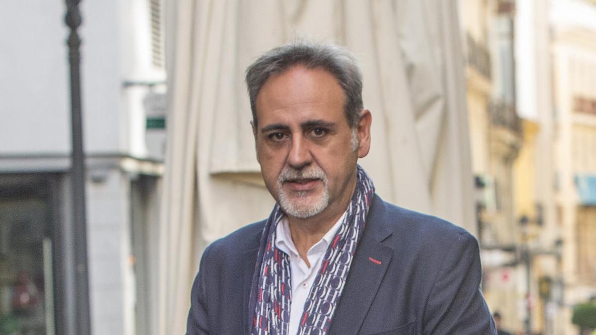 Manuel Jiménez hace campaña por Barcala en Divina Pastora: "Solo ha ...