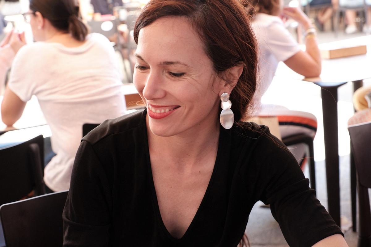 Poesía feminina sobre amor, maternidade e familia