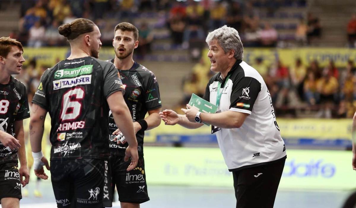 El Ángel Ximénez agudiza su crisis en la pista del Villa de Aranda