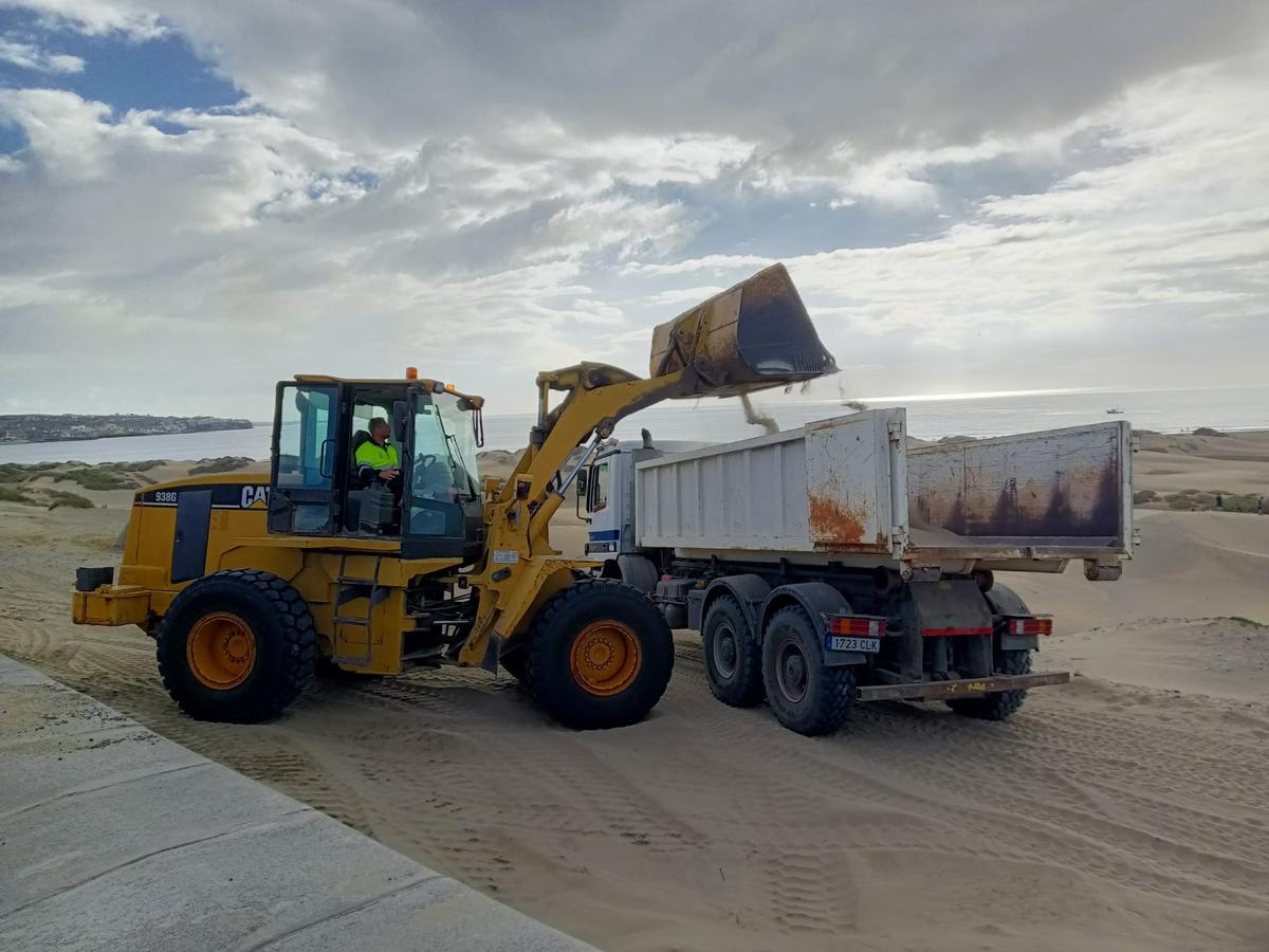 ARENA DUNAS MASPALOMAS | San Bartolomé de Tirajana traslada 70 ...