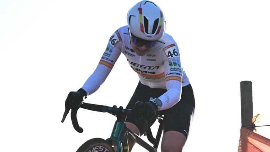 Sofía Rodríguez defiende el título de campeona de España de ciclocross en Tarancón