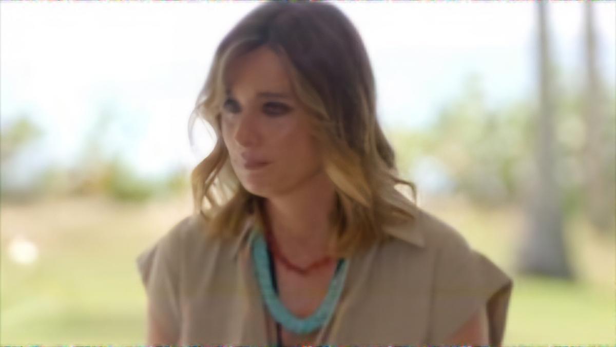 Sandra Barneda irrumpe en Villa Playa para hablar con una concursante ...