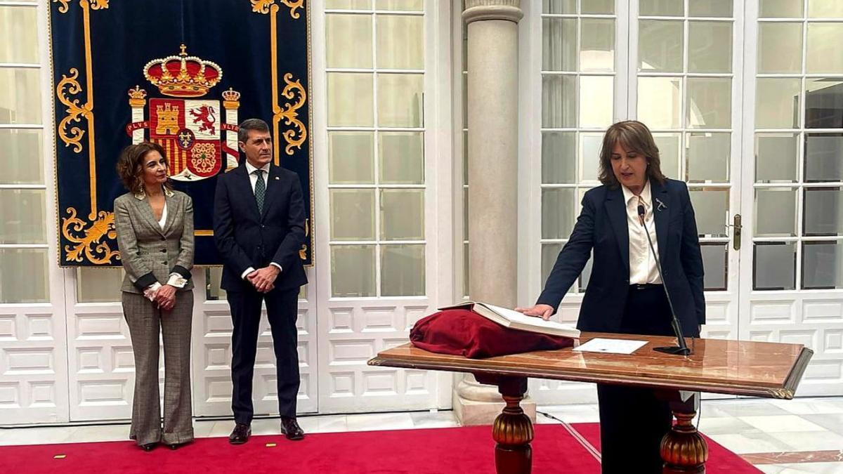 La subdelegada del Gobierno en Córdoba promete "trabajar para solucionar los problemas"