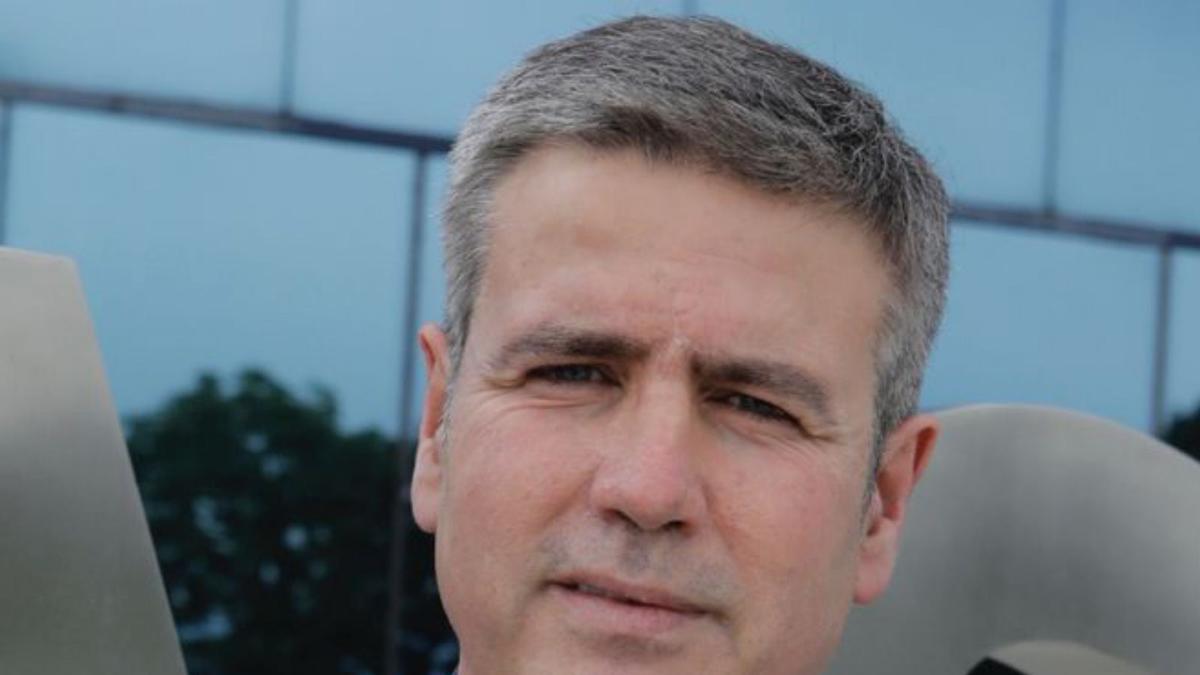 Jacobo Silva y Marta Rodríguez, del HUCA, en la comisión nacional de ...