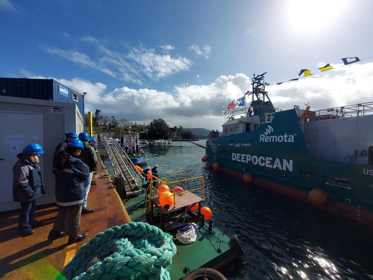 En imágenes: Así fue la botadura del barco no tripulado que construye ...