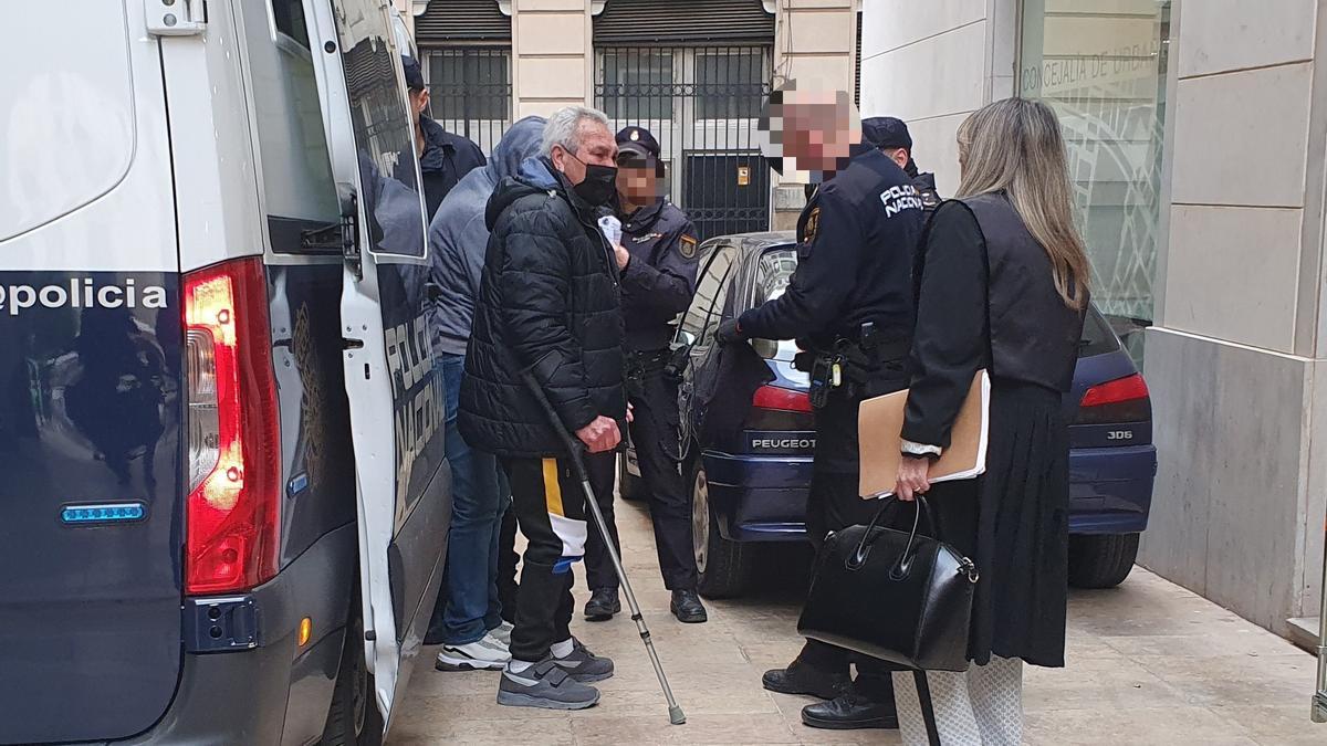 Condenado en Alicante a seis años de cárcel por abusar de la nieta de su pareja durante 7 años