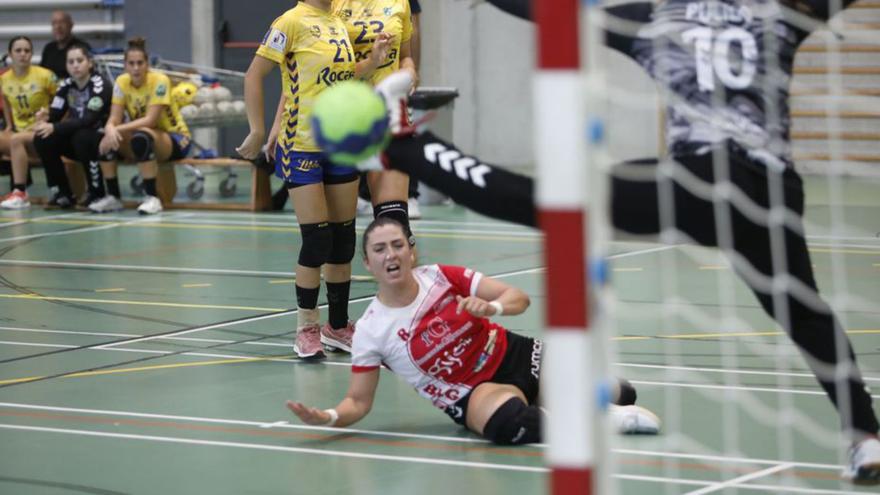 El Balonmano Gijón inicia la Liga con victoria ante el filial del Rocasa