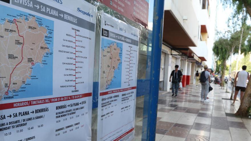 Las líneas y frecuencias del bus en Ibiza aumentarán un 56% en 2019
