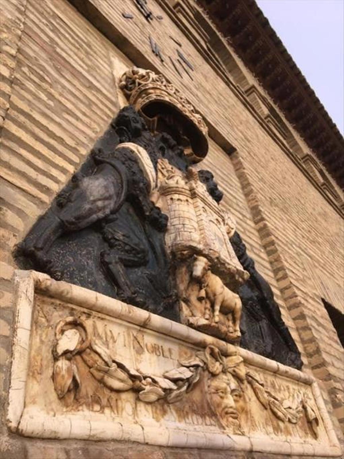 Finaliza la restauración del escudo de Borja